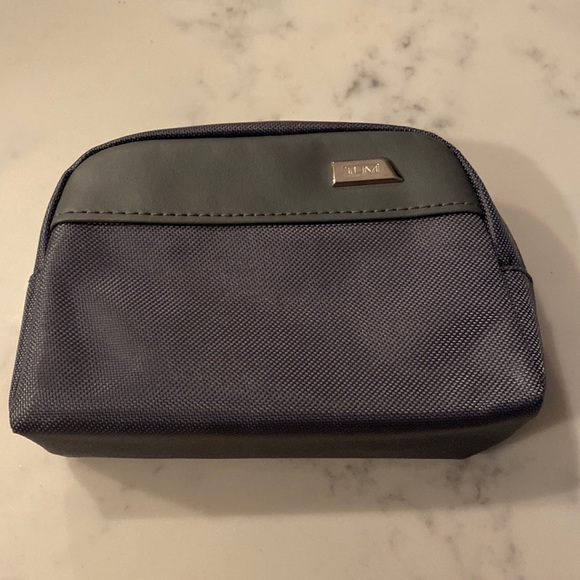 Tumi | Bags | Tumi Small Travel Kit | Poshmark